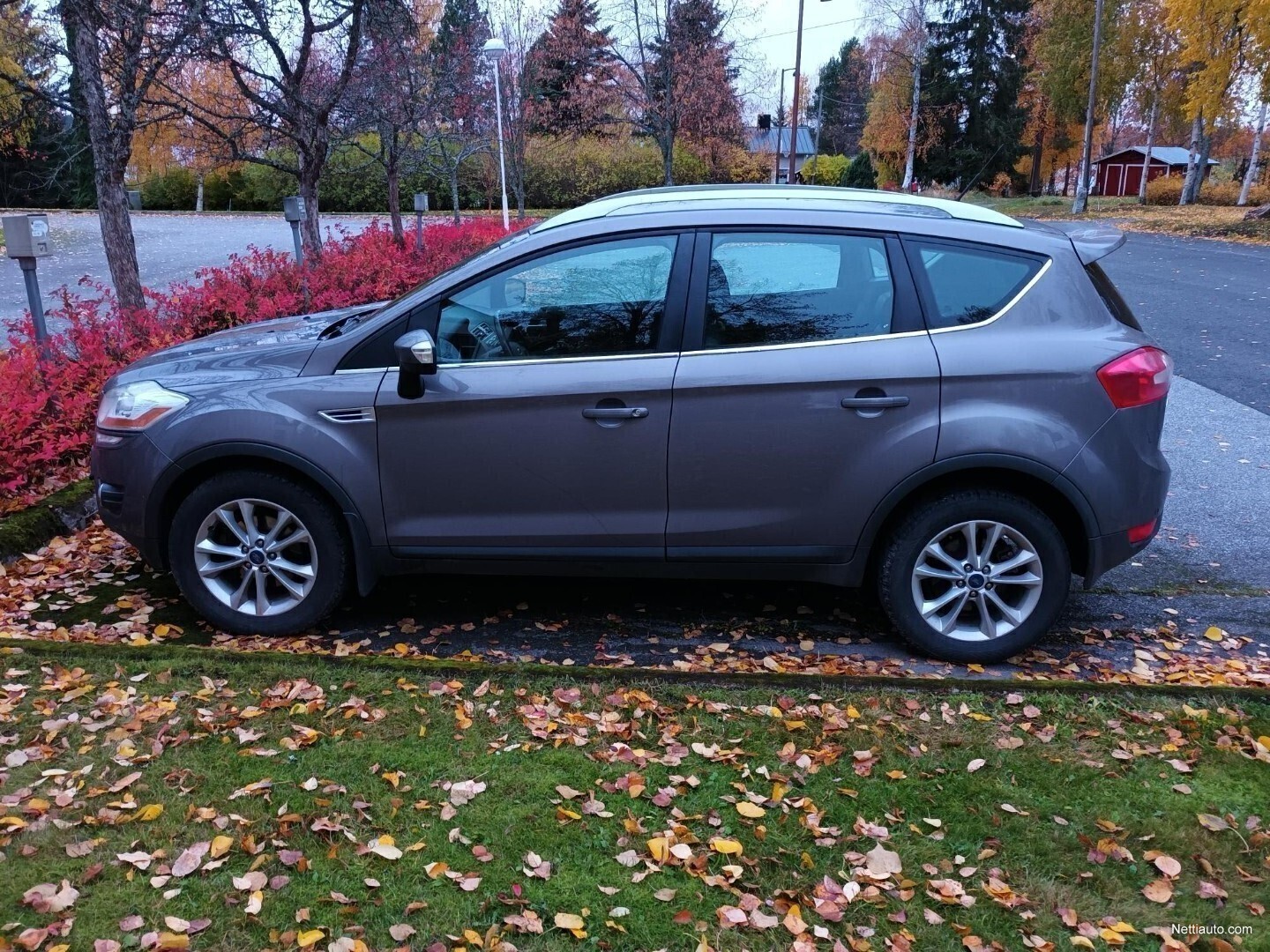 Ford Kuga Maastoauto SUV 2012 - Vaihtoauto - Nettiauto