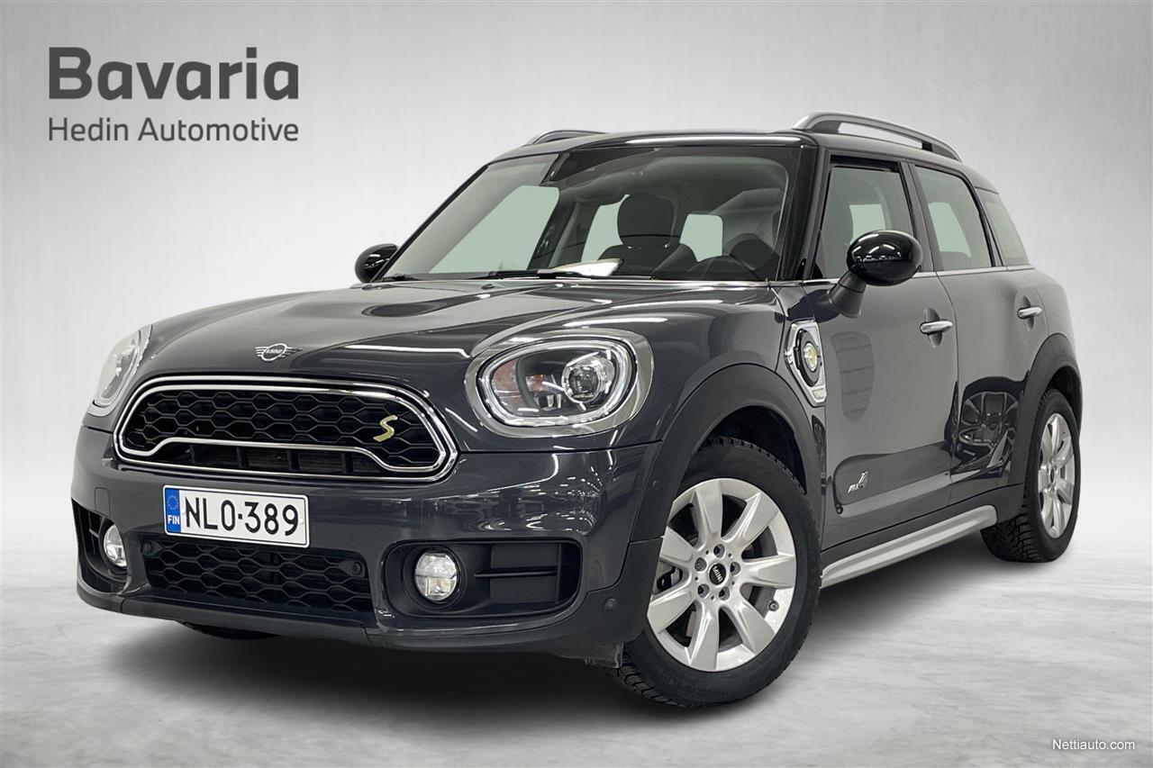Mini Countryman Cooper SE ALL4 Essential // Navi / Urheilu-istuimet ...