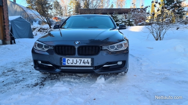 BMW 320 F30 Sedan 320i TwinPower Turbo A Limited xDrive Edition Lines ...
