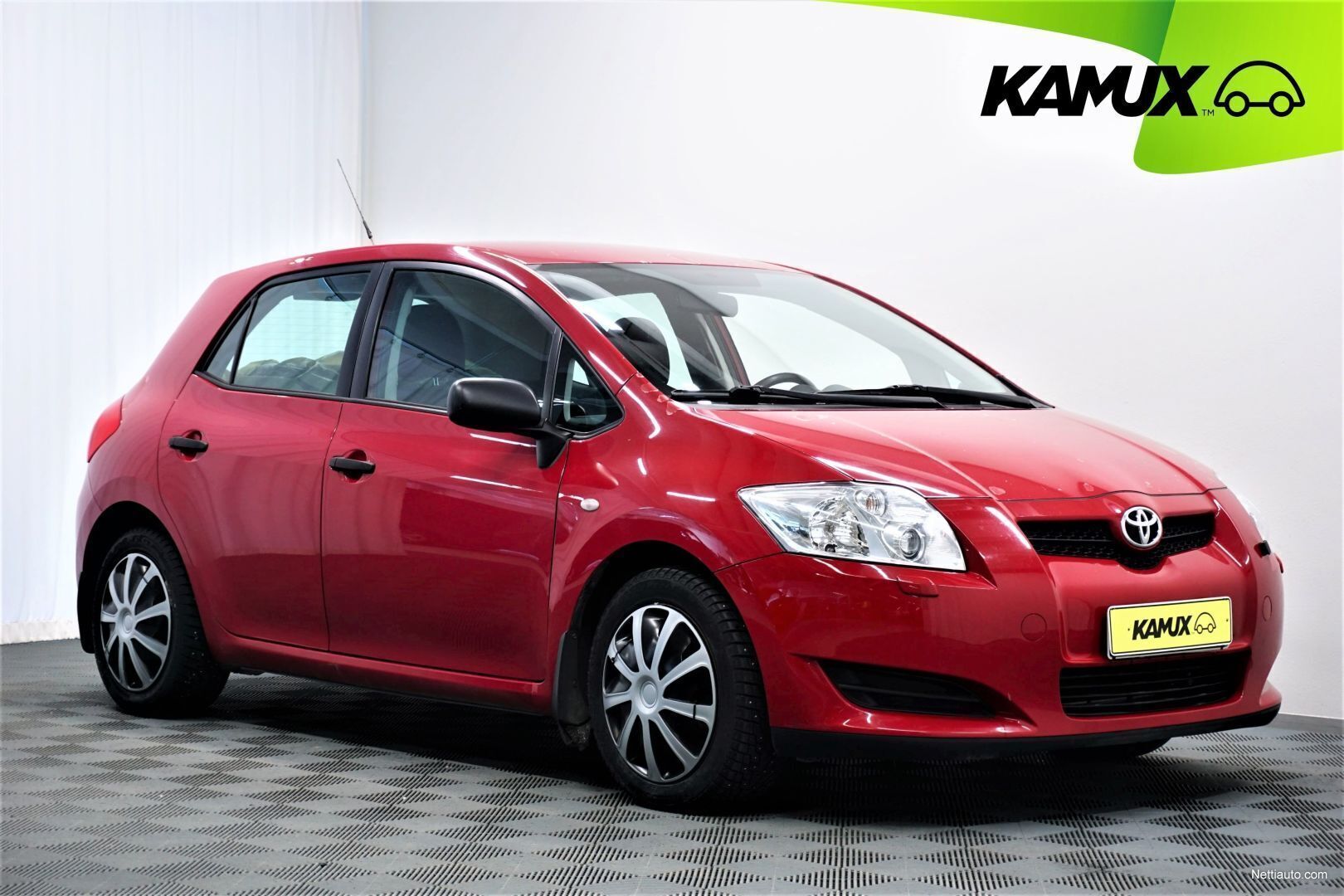 Toyota Auris 1,4 VVT-i Linea Terra // Suomi-auto / Lohkolämmitin / Huoltokirja / Ilmastointi ...