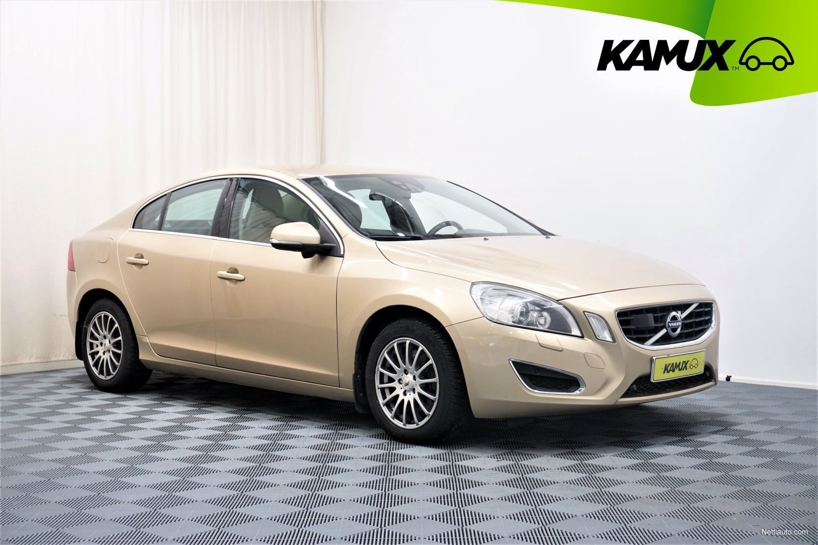 Volvo S60 D5 AWD Summum Business aut / Vetokoukku / Webasto / Neliveto ...