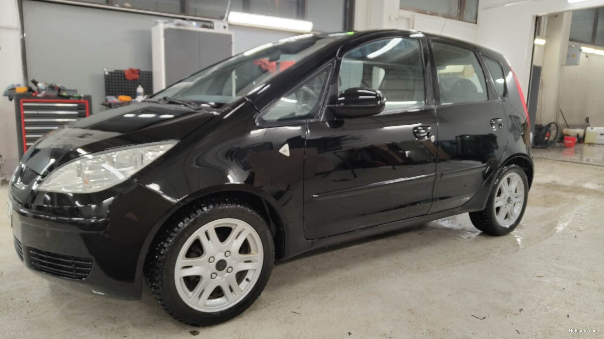 Mitsubishi Colt 95 Invite Cool 5d Viistoperä 2005 - Vaihtoauto - Nettiauto