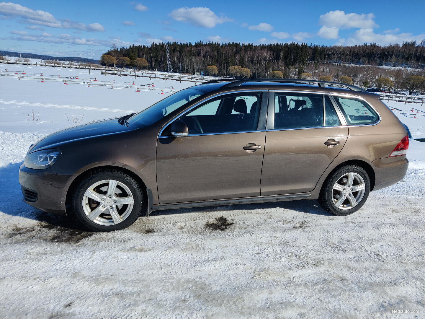 Volkswagen Golf JUURI KATSASTETTU Farmari 2012 - Vaihtoauto - Nettiauto