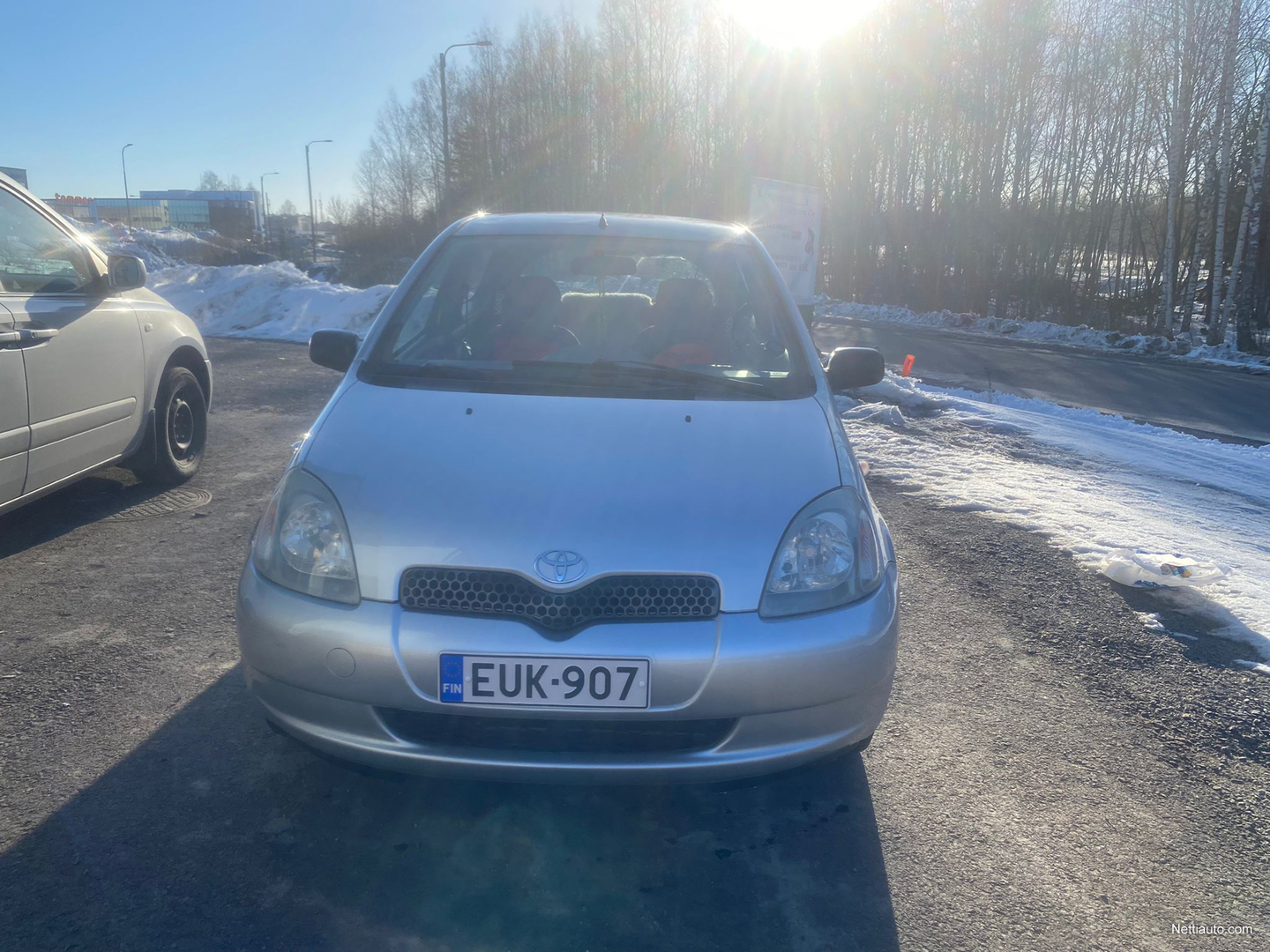 Toyota Yaris 1.3 3d Luna Viistoperä 2000 - Vaihtoauto - Nettiauto