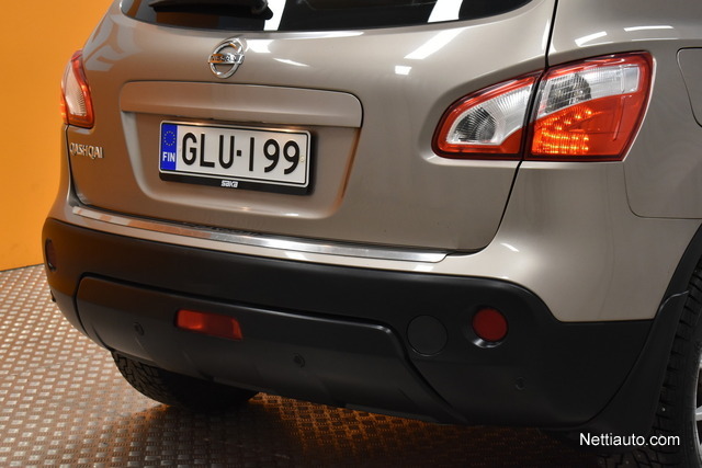 Nissan Qashqai 1,6L Stop / Start System Acenta 2WD 5M/T MY11 ** Suomi ...