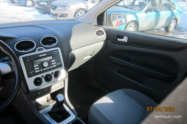 Ford Focus 1.6 5d Trend X Juhlamalli KOMEA FOCUS 1.6 TREND X! VAIN 176 ...