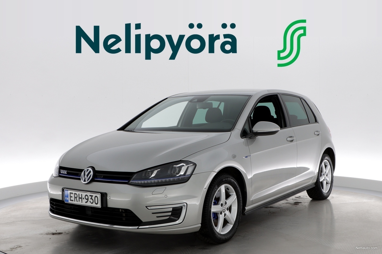Volkswagen Golf GTE Plug-In Hybrid 150 kW (204 hv) DSG-automaatti 4 ...