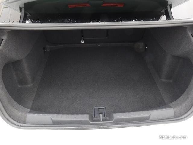 Audi A3 Sedan Progress Plus 30 TFSI 110hv MHEV S tronic. Webasto/Koukku ...