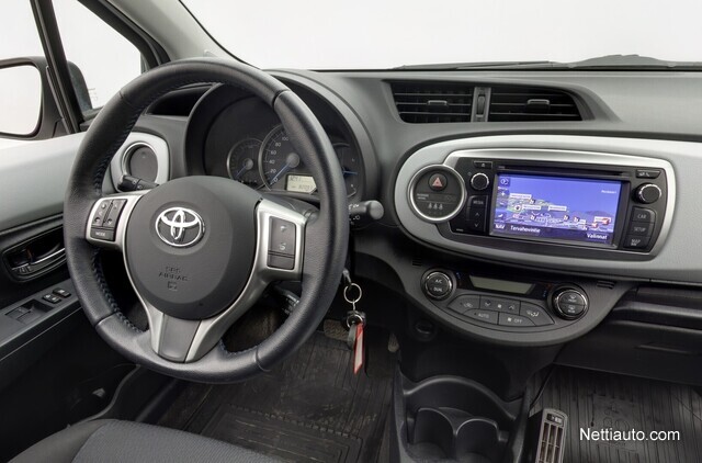 Toyota Yaris Hybrid 5ov Linea Sol Viistoperä 2013 - Vaihtoauto - Nettiauto