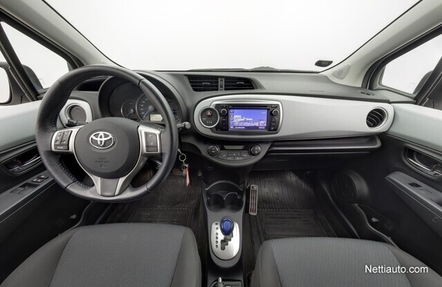 Toyota Yaris Hybrid 5ov Linea Sol Viistoperä 2013 - Vaihtoauto - Nettiauto