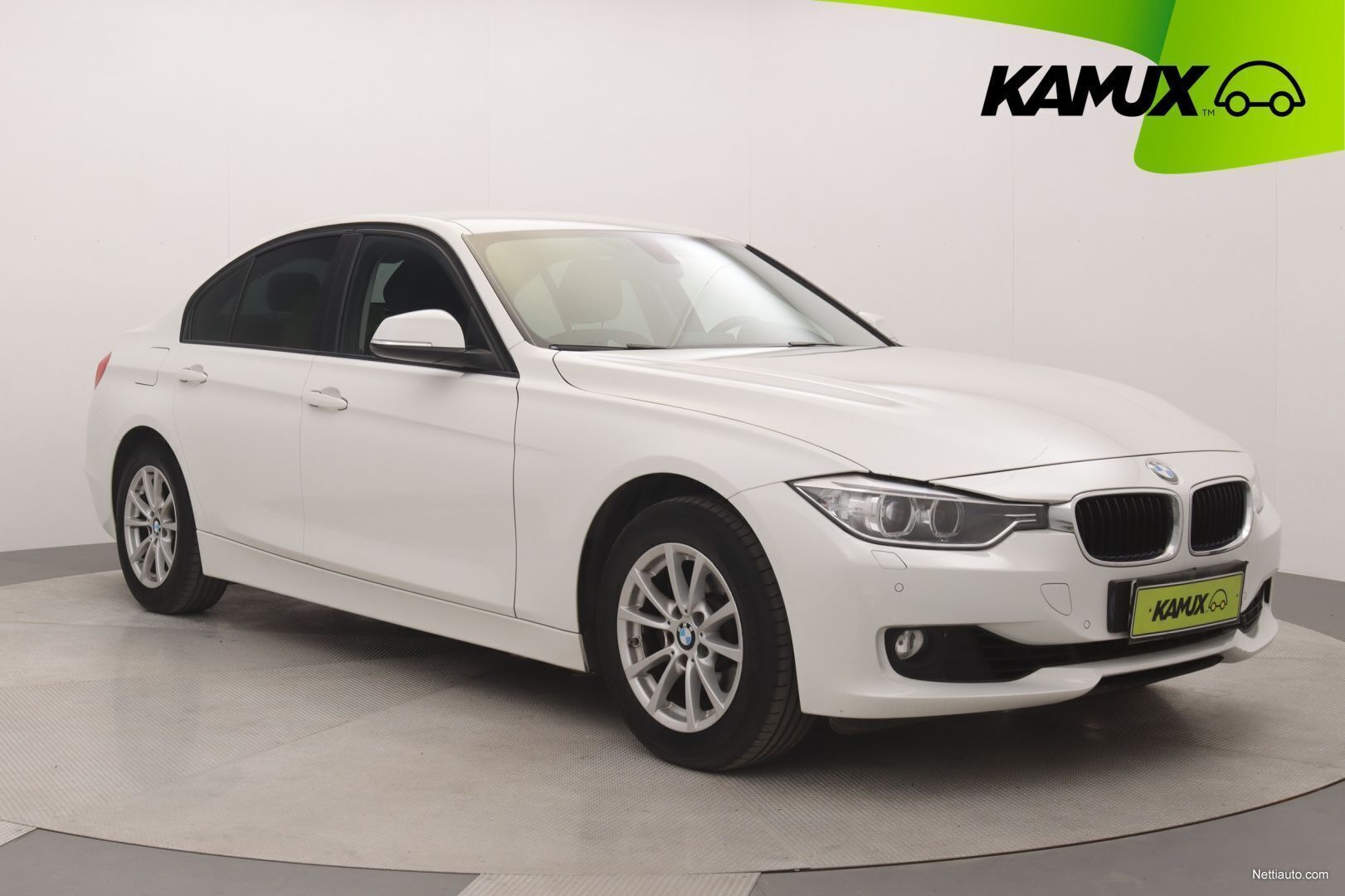 BMW 320 F30 Sedan 320i TwinPower Turbo A xDrive Limited xDrive Edition ...