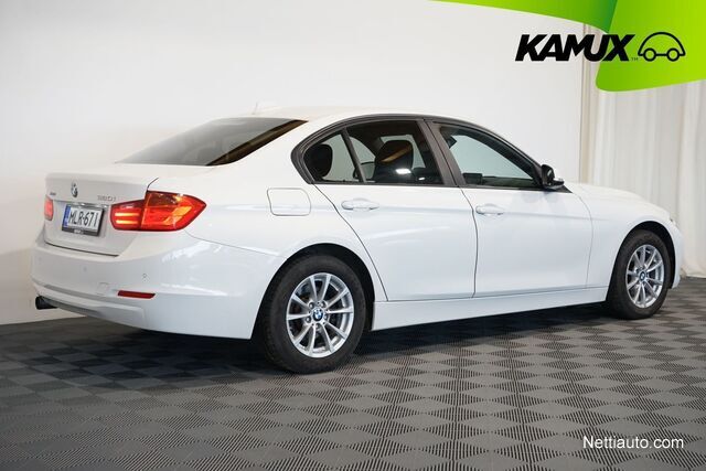 BMW 320 F30 Sedan 320i TwinPower Turbo A xDrive Limited xDrive Edition ...