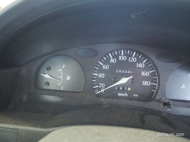 Toyota Starlet 1.4 EcoTronic 3d Viistoperä 1999 - Vaihtoauto - Nettiauto