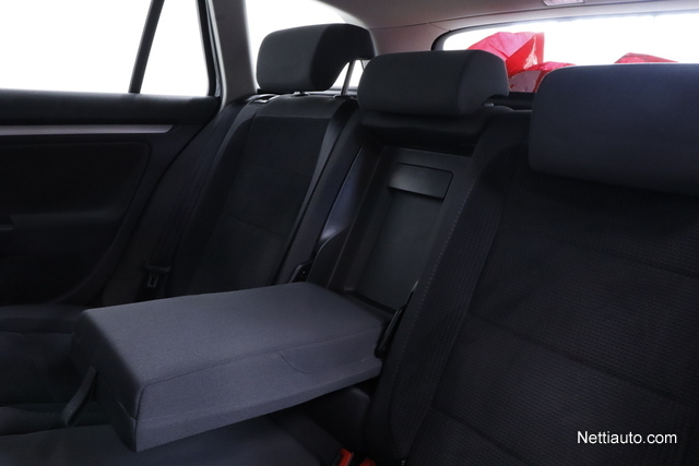 Volkswagen Golf Variant Comfortline 1,6 75 kW - Vakkari, Ilmastointi ...