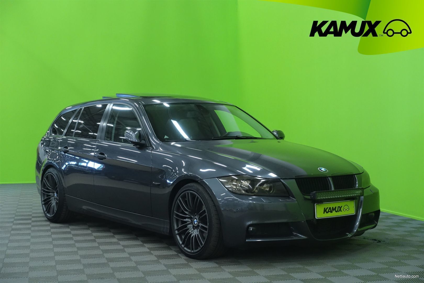 BMW 320 E91 Touring // Panorama / Vakkari / P.tutkat / Koukku Farmari ...