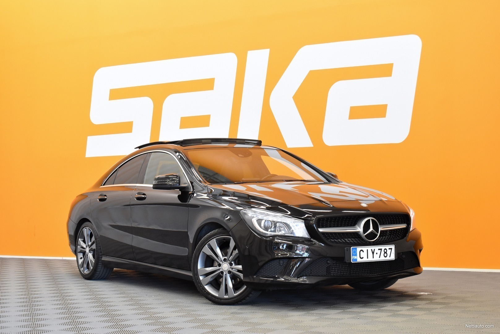 Mercedes-Benz CLA 200 BE A Premium Business ** Suomi-auto / Panorama ...