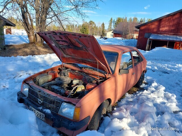 Opel Kadett Viistoperä 1981 - Vaihtoauto - Nettiauto