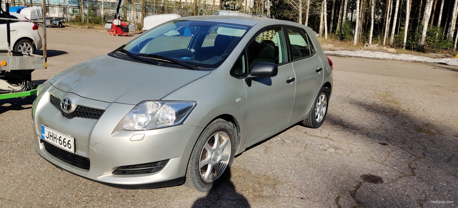 Toyota Auris 2,0 D-4D 5ov Linea Terra Viistoperä 2008 - Vaihtoauto - Nettiauto