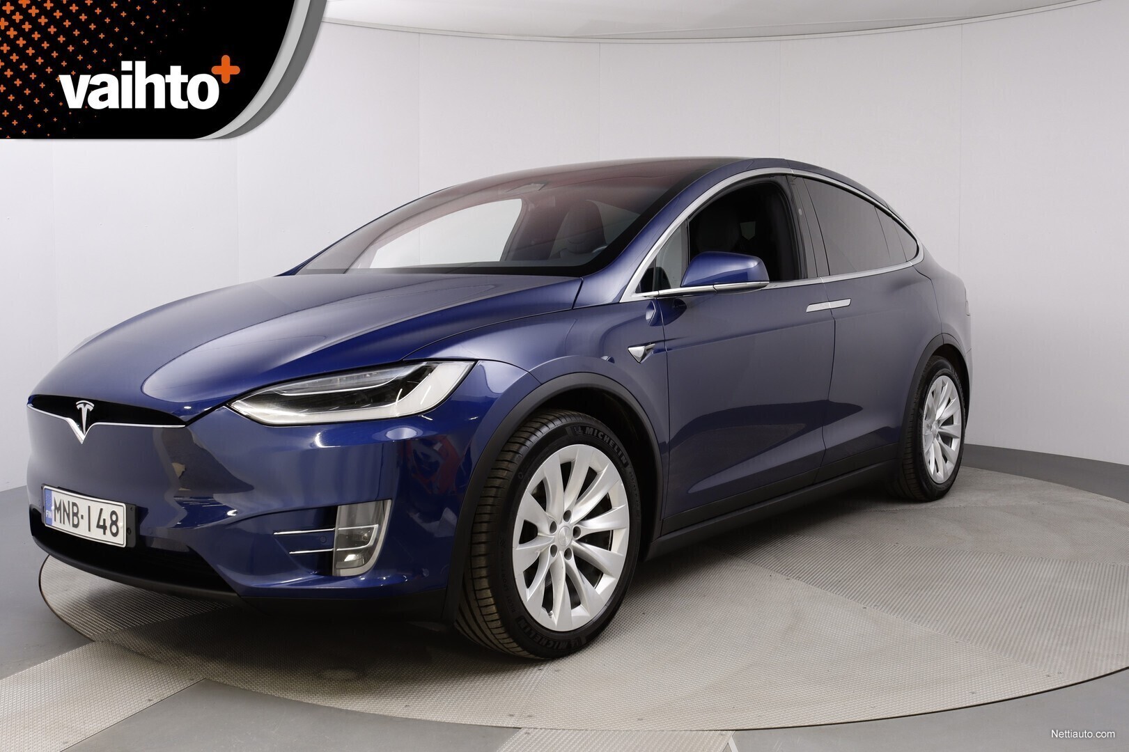 Tesla Model X 90 D **Range 400km / Panorama / Vetokoukku / Ilmajousitus ...
