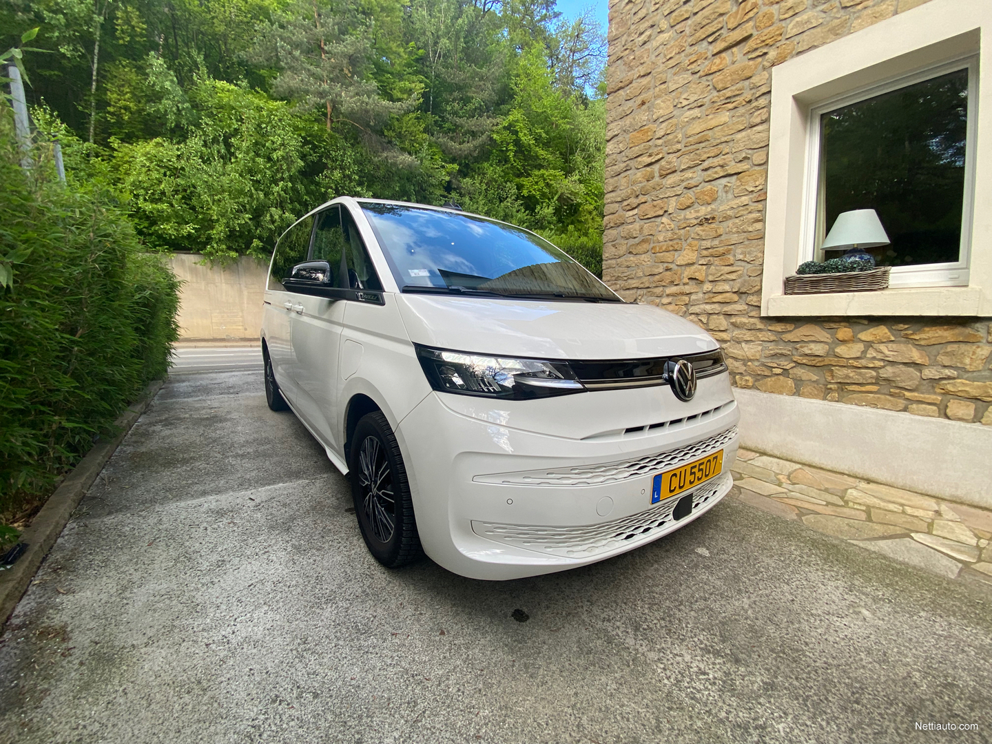 Volkswagen Multivan eHybrid 160kW DSG-automaatti PHEV Life 2022 ...