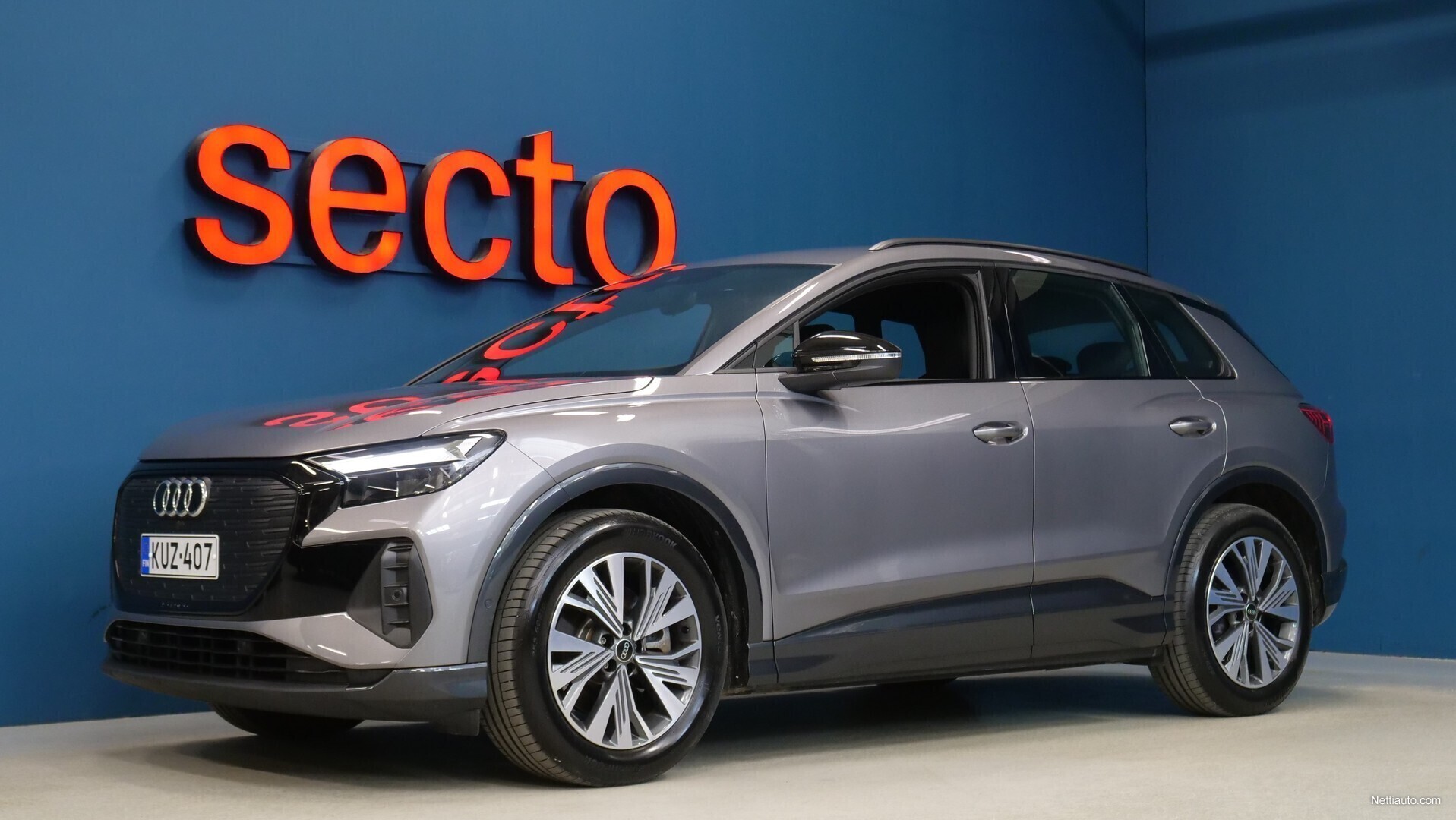 Audi Q4 e-tron 40 Edition, WLTP 520km, Tunnelmavalaistus, Kamera, Musta Optiikka paketti ...