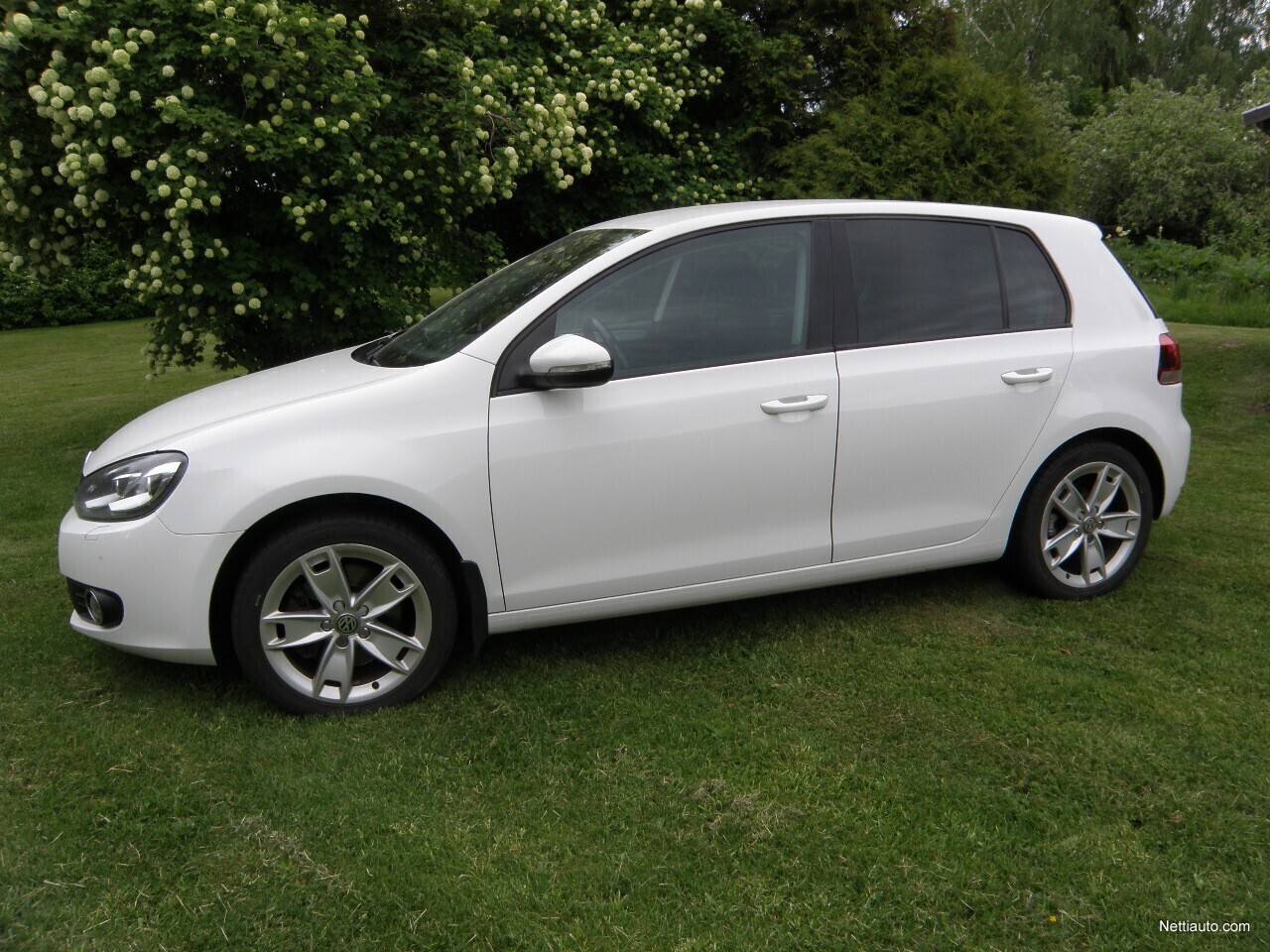 Volkswagen Golf 1,4 TSI 118 kW 4-ovinen Highline Viistoperä 2010 ...