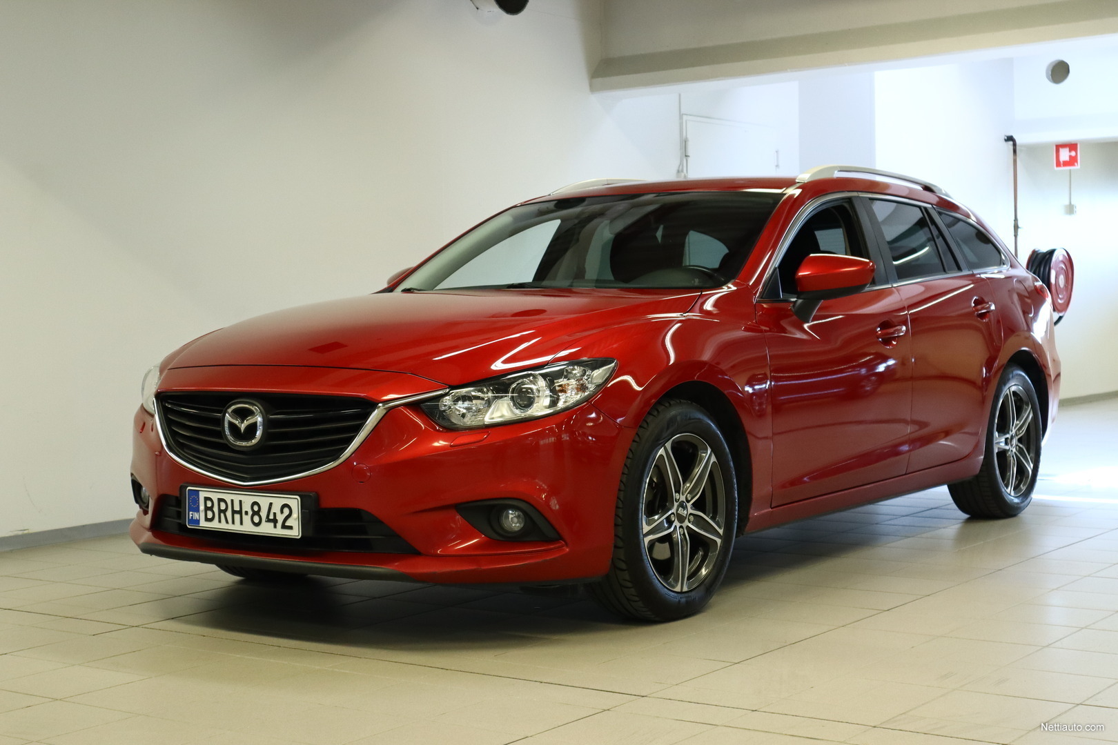 Mazda 6 Sport Wagon 2,0 (145) SKYACTIV-G Premium 6MT 5ov TA2 Farmari ...