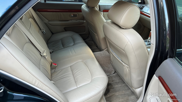 Toyota Progrès //ilma-alusta//uniikki// Porrasperä 1999 - Vaihtoauto ...