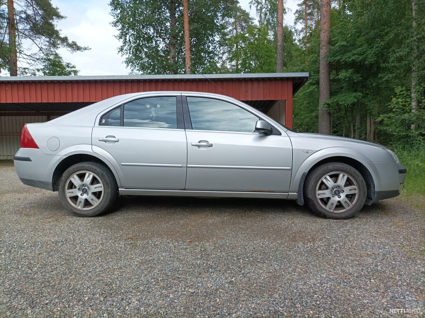 Ford Mondeo 2.0i Ghia Sportback Viistoperä 2004 - Vaihtoauto - Nettiauto