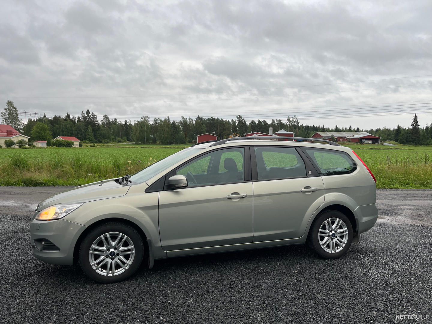 Ford Focus 1.6 Ghia Automaatti, Vetokoukku, Ilmastointi ...