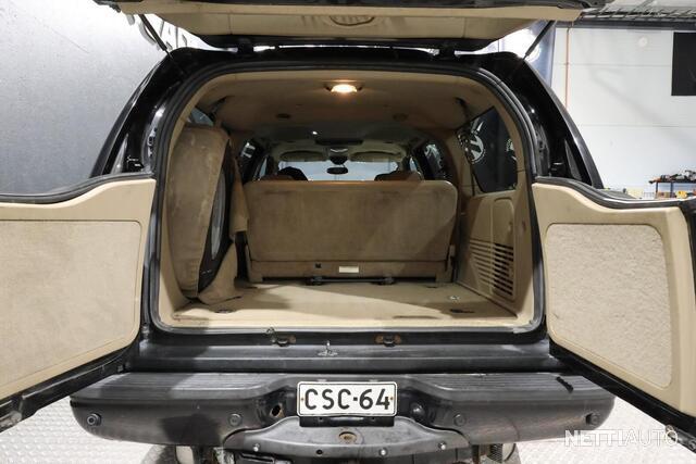 Ford Excursion Tämä vain 3.99% korolla! // Limited 6.0 V8 // Isolla ...