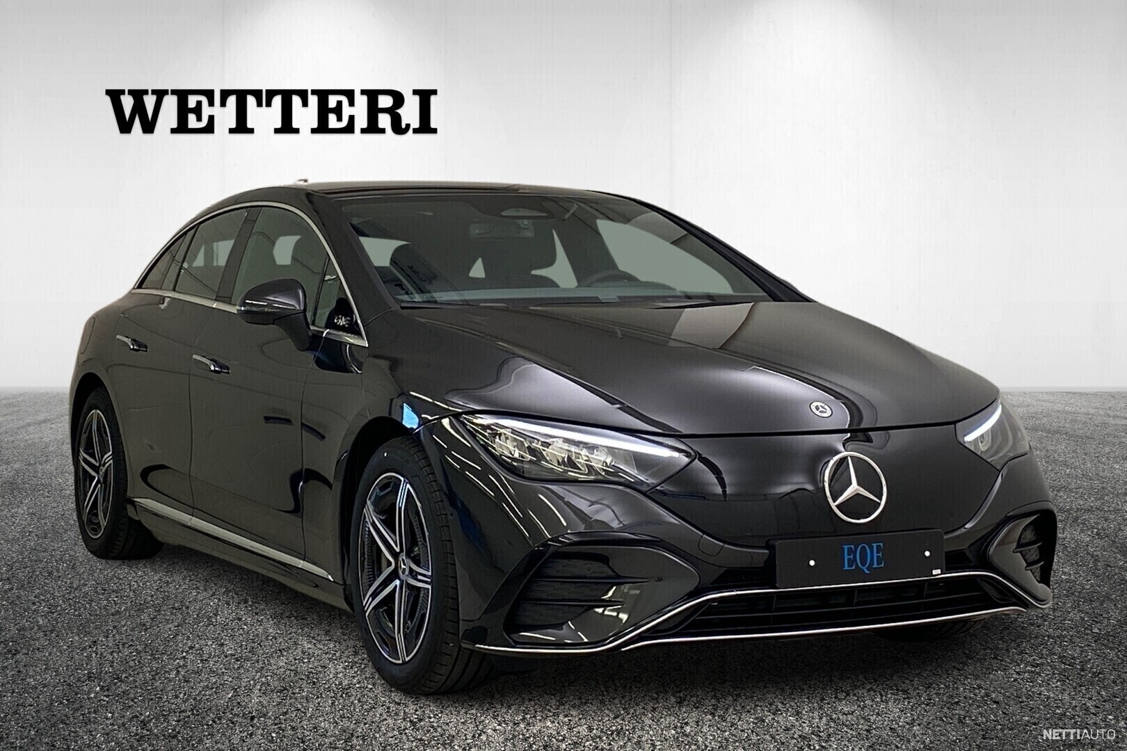 Mercedes-Benz EQE 300 AMG / Distronic / Vetokoukku / Keyless-Go / LED ...
