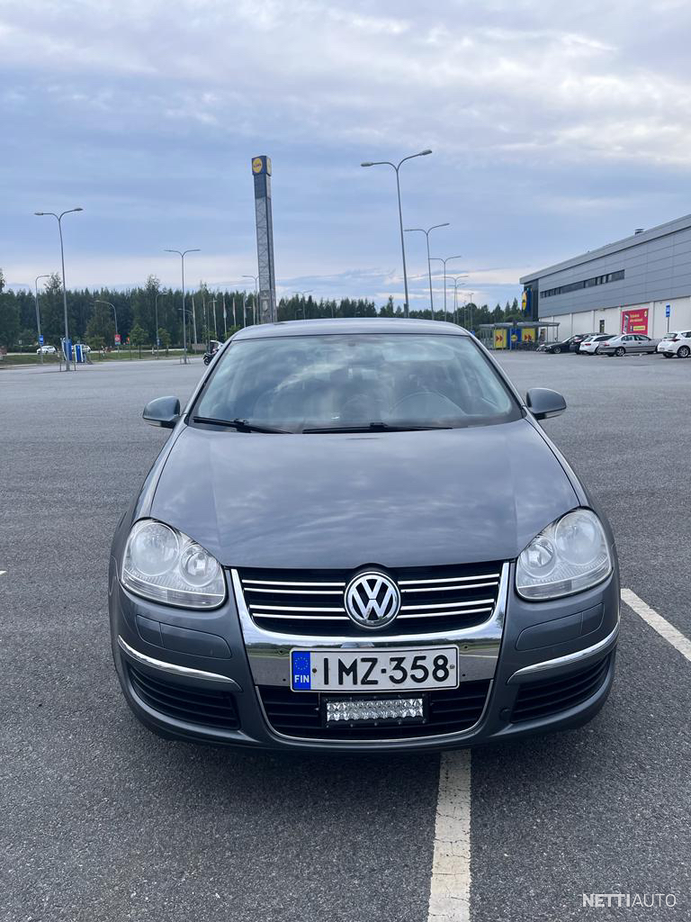 Volkswagen Jetta 1,9 TDI 77 kW Luxline Porrasperä 2008 - Vaihtoauto ...