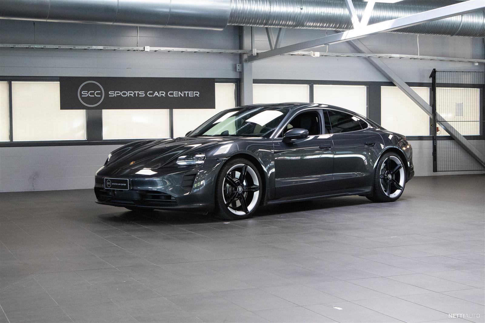 Porsche Taycan 4S SportDesign 420 kW Perf. Batt. + / InnoDrive / BOSE ...