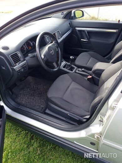 Opel Vectra 1.9 CDTI 150 Wagon Enjoy Edition 2-Hengen Paku Farmari 2006 ...