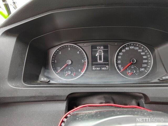 Volkswagen Transporter Kombi pitkä Tila-auto 2017 - Vaihtoauto - Nettiauto