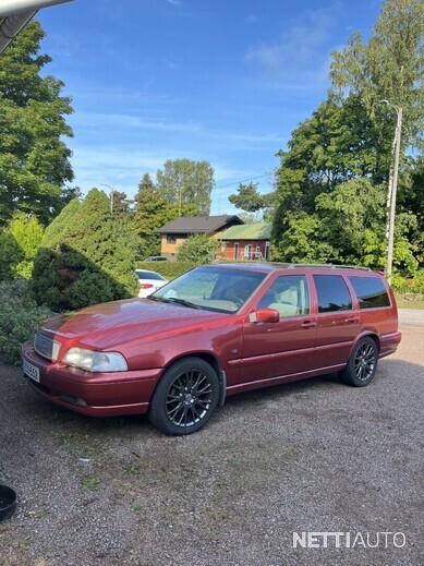 Volvo V70 T5 Sportswagon A Farmari 1998 - Vaihtoauto - Nettiauto