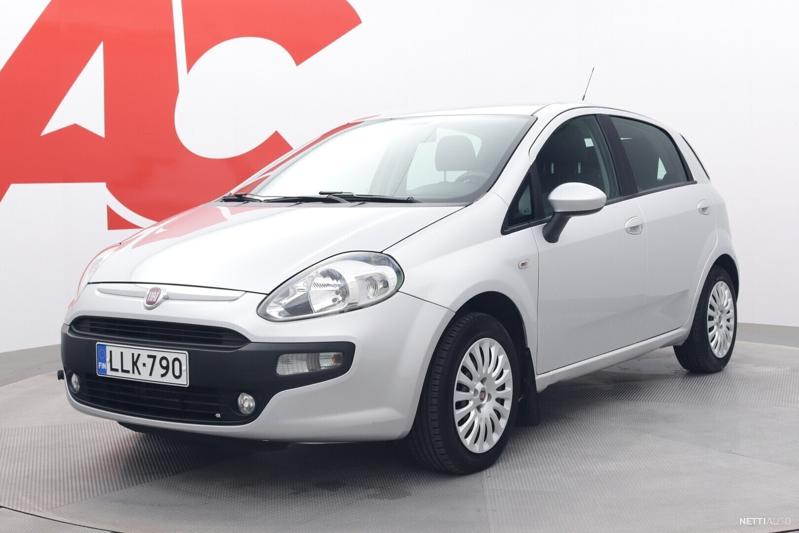 Fiat Punto Evo Dynamic 1,4 8v 77hv 5D Bensiini - KOUKKU / ILMASTOINTI ...