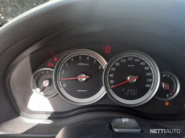 Subaru Legacy 2.5 Outback AWD (FL) Subaru 5D LEGACY STW 2.5 GL-BP9-4X4 ...