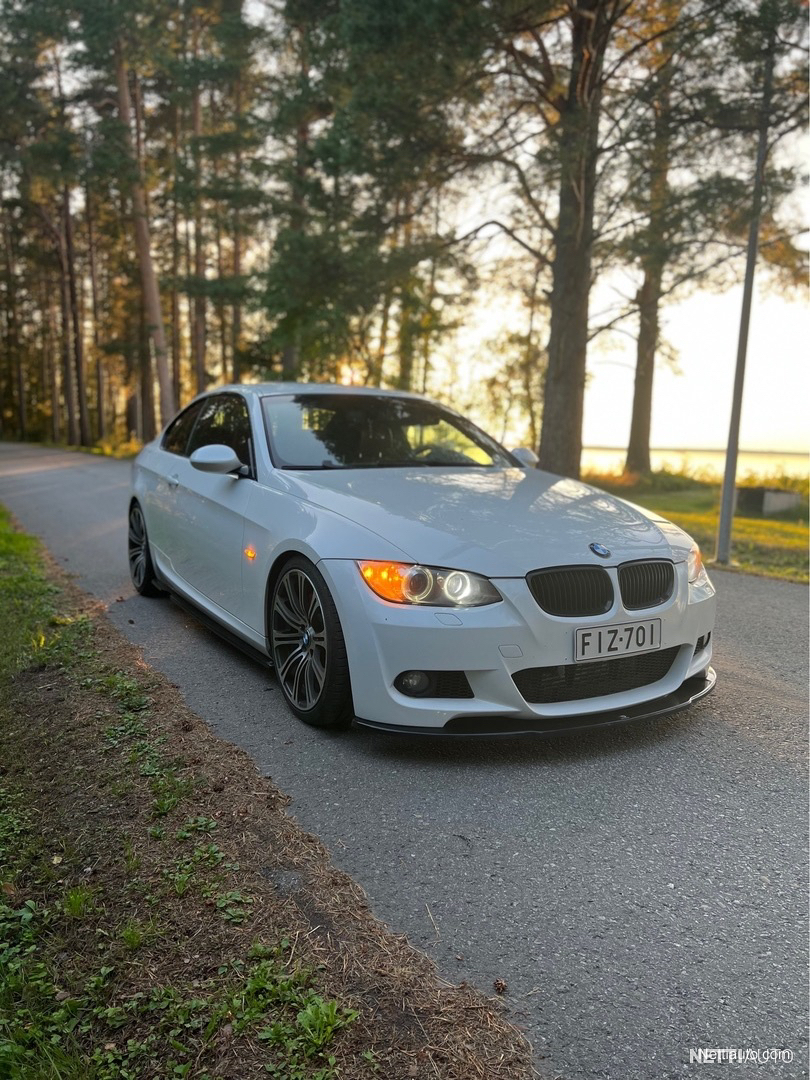 BMW 335 // E92 335xi M-Sport shadow line Coupé 2008 - Vaihtoauto ...