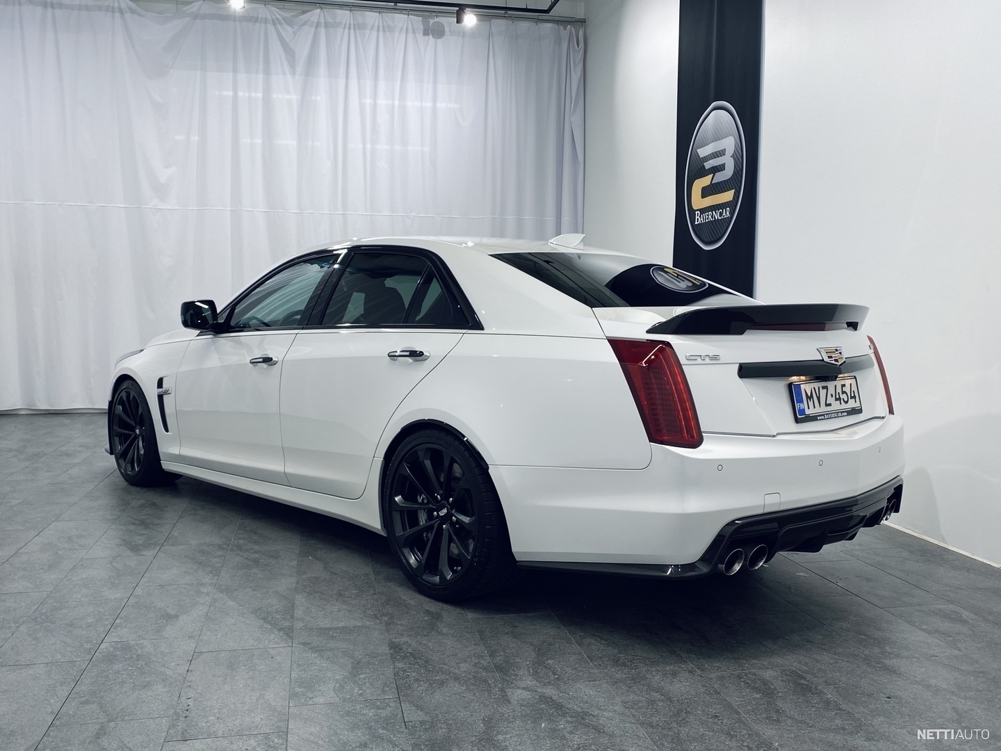 Cadillac CTS CTS-V 6.2 V8 Supercharged 649HV. **CARBON PACK, BOSE, NAVI ...
