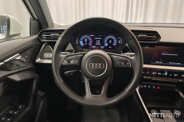 Audi A3 Sportback Business 30 TFSI 81kW MHEV S tronic **Cruise / LED ...