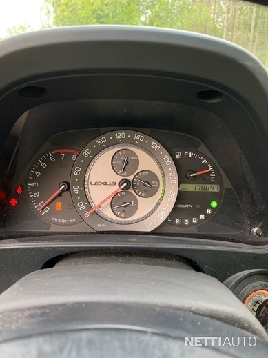 Lexus IS 1G-FE Porrasperä 2002 - Vaihtoauto - Nettiauto
