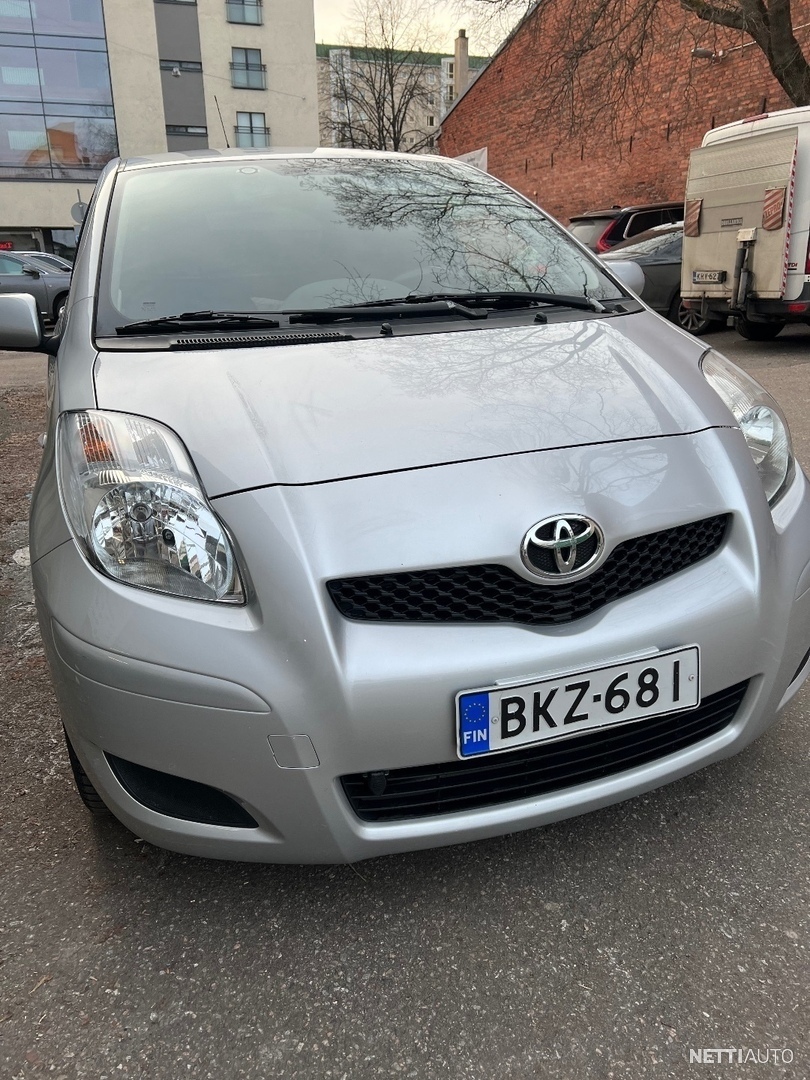 Toyota Yaris 1.4D - 4D Linea Terra Viistoperä 2010 - Vaihtoauto - Nettiauto
