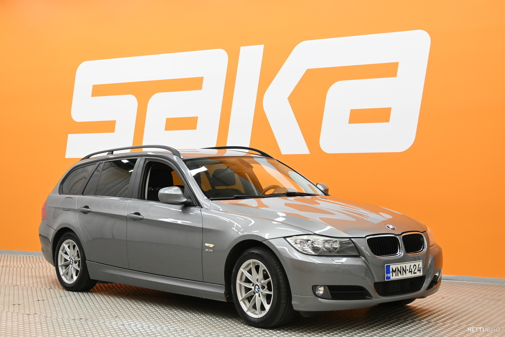 BMW 320 E91 xDrive Touring Business ** Vakkari / P.Tutka ...