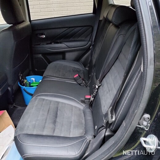 Mitsubishi Outlander PHEV Instyle Navi Business 4WD 5P Instyle Navi ...