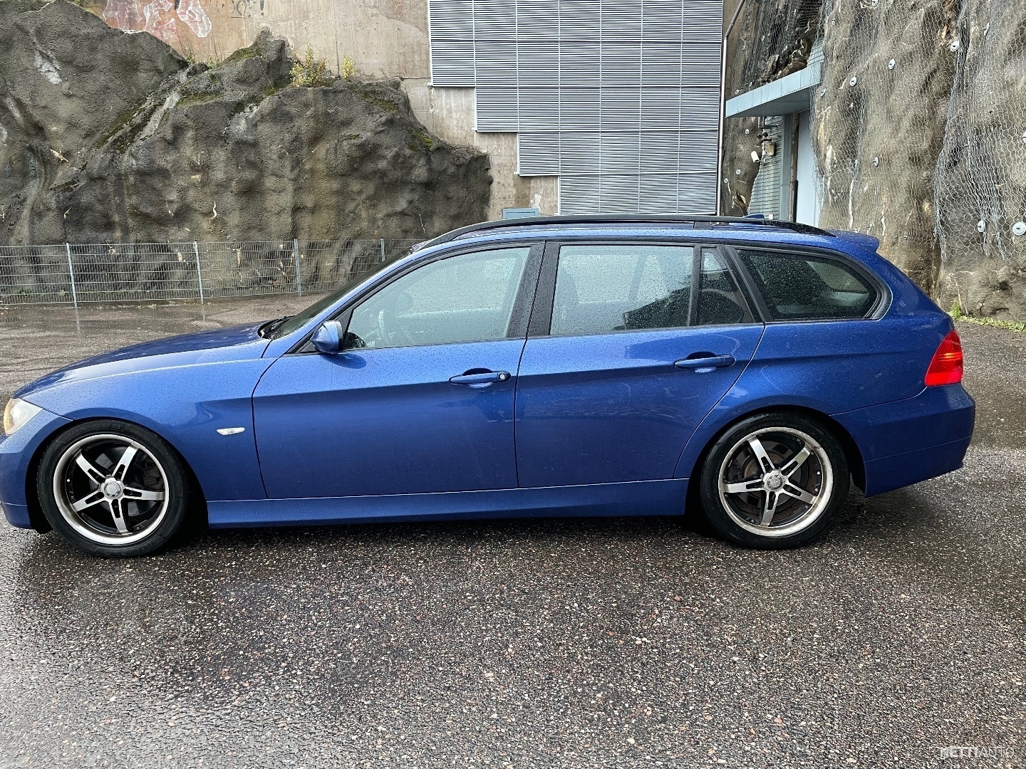 BMW 320 E91 2.0d Touring vaihto/rahoitus käsiraha 0e!! Farmari 2008 ...