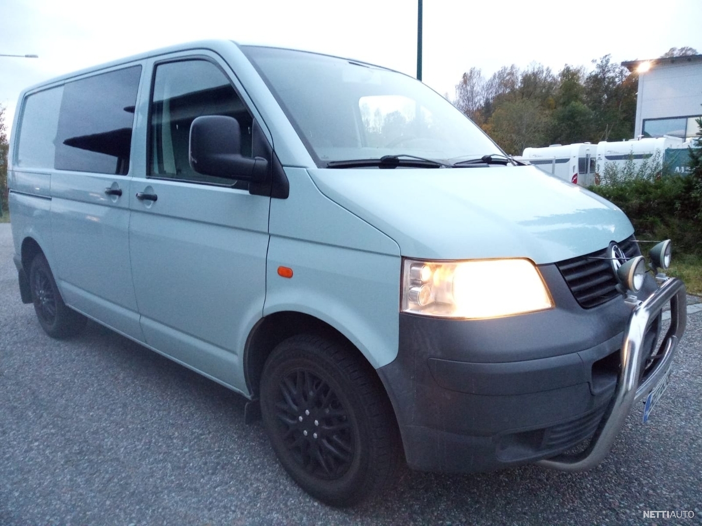 Volkswagen Transporter Umpi p-a 1.9 TDI 77kw Lyhyt - Matala 2004 - Vaihtoauto - Nettiauto