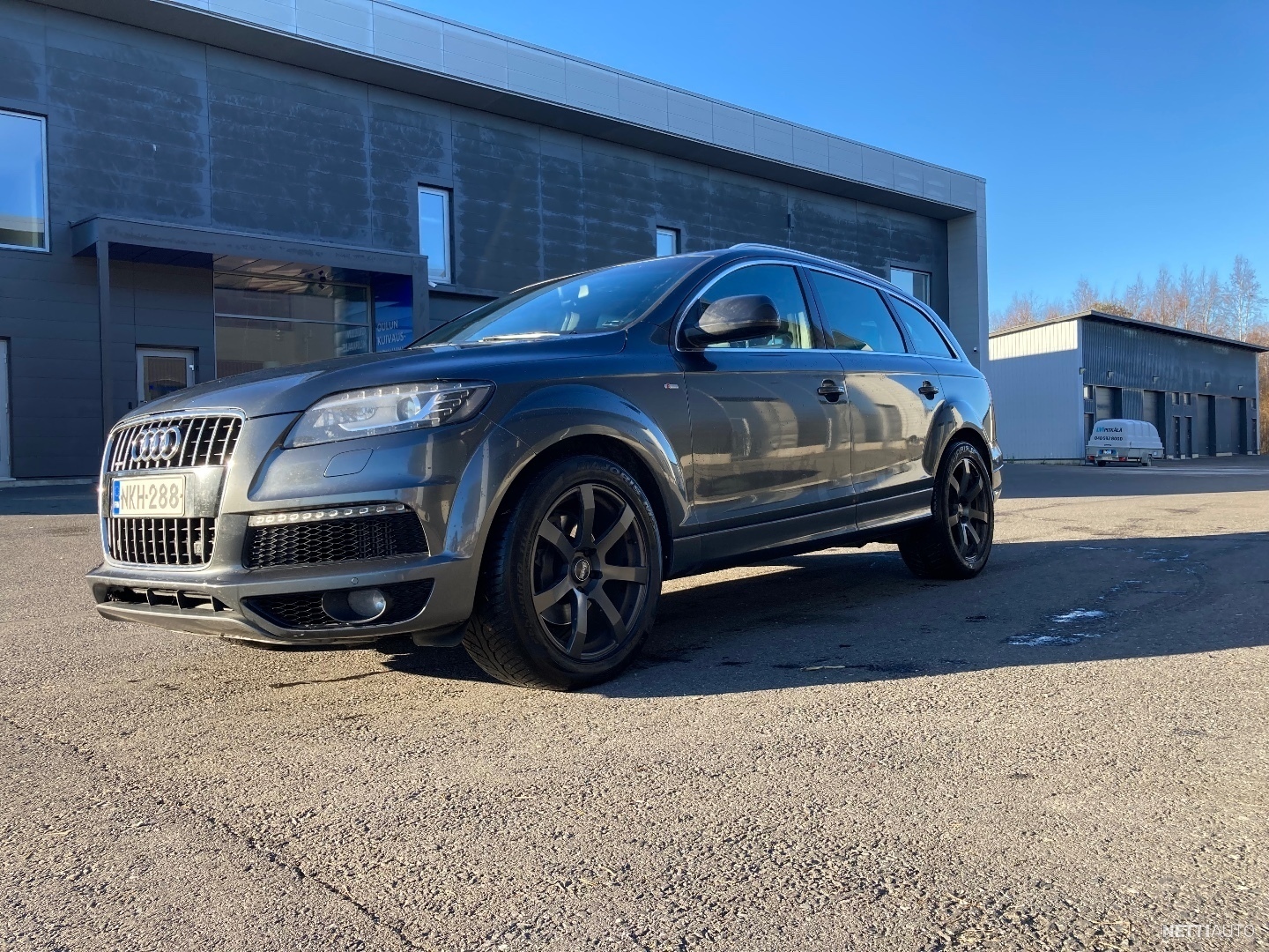 Audi Q7 3,0 V6 TDI DPF 180 kW quattro tiptronic-autom. Start-Stop 7-ist. LME Maastoauto SUV 2013 ...