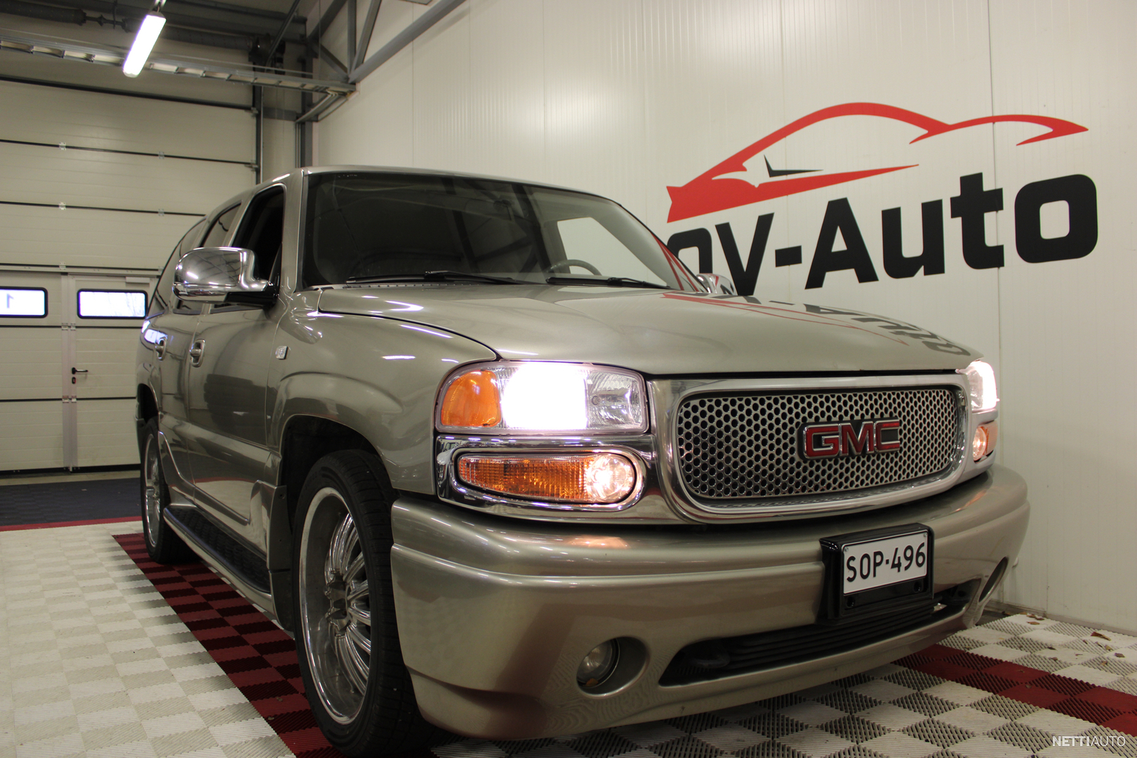 GMC Yukon 1500 Denali 6.0 V8 AWD Tila-auto 2001 - Vaihtoauto - Nettiauto